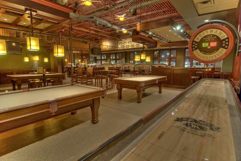 Great Dane Madison Downtown | PETSIDI